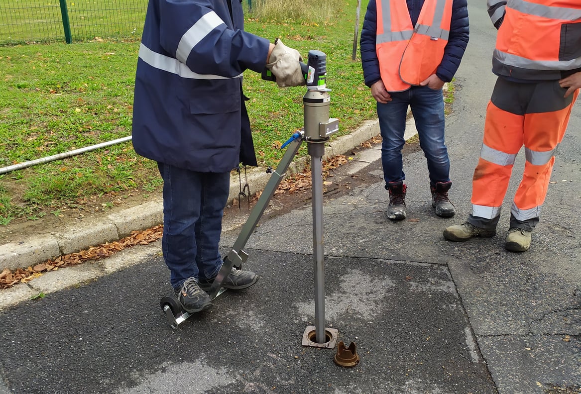 Electric Portable Valve Actuators MC89 and JA73